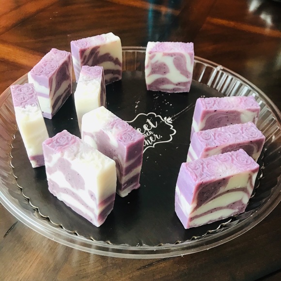 Mamaodi naturals | Bath & Body | Coconut Milk Hibiscus Handmade Soap ...